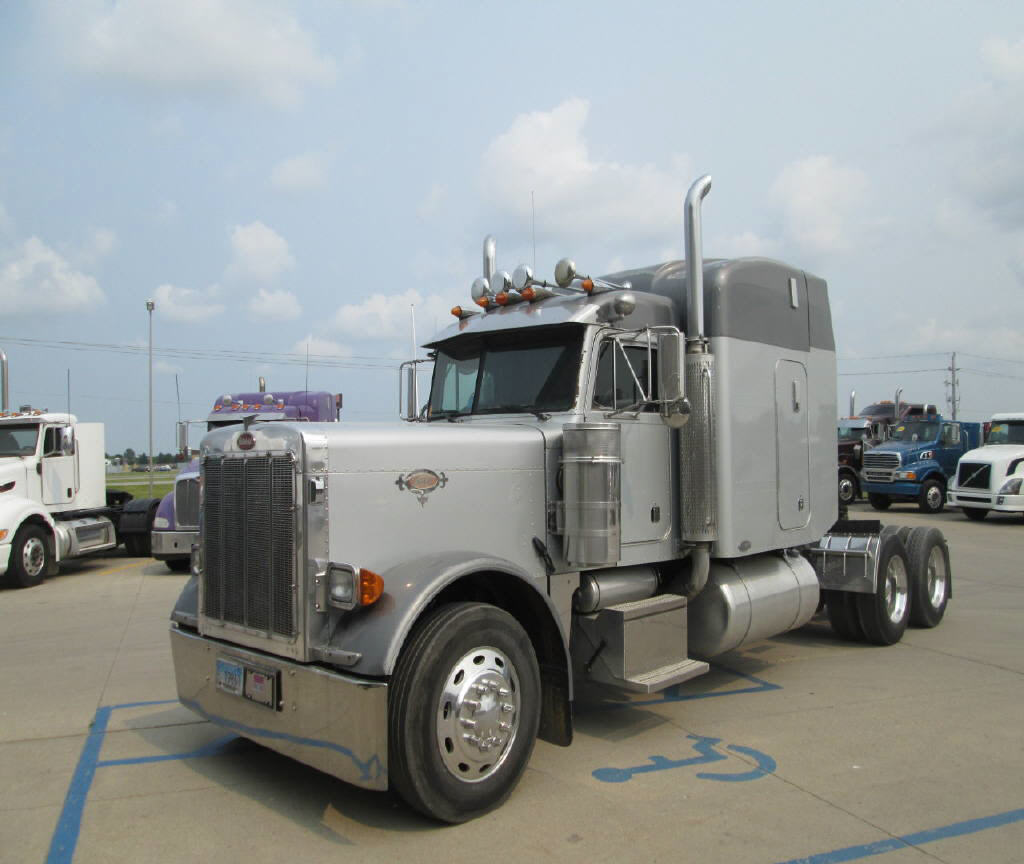 Allstate Peterbilt of Fargo | Allstate Peterbilt Group