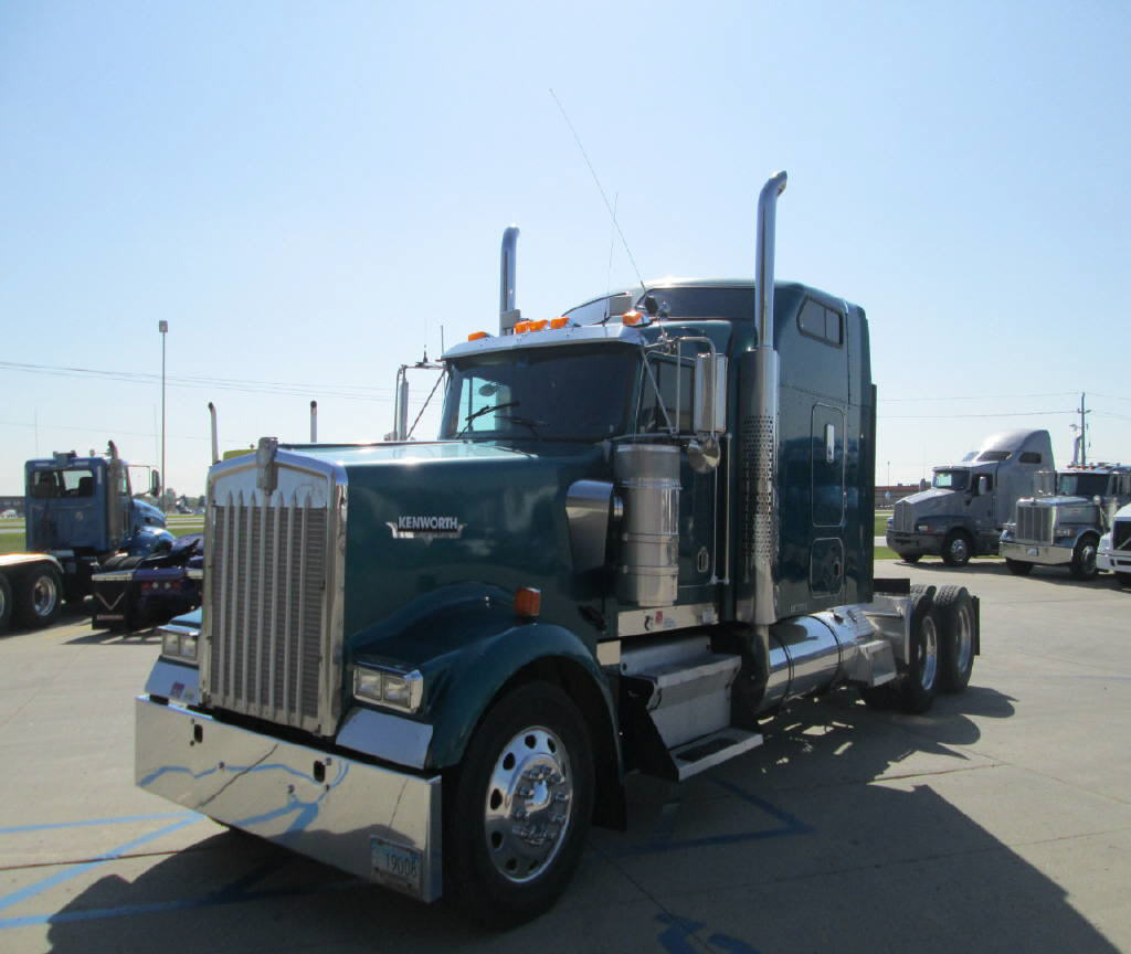 Allstate Peterbilt of Fargo | Allstate Peterbilt Group
