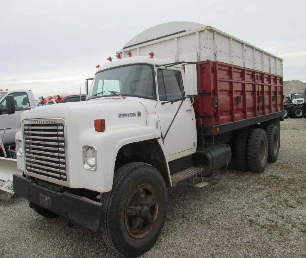 1977 International 1800